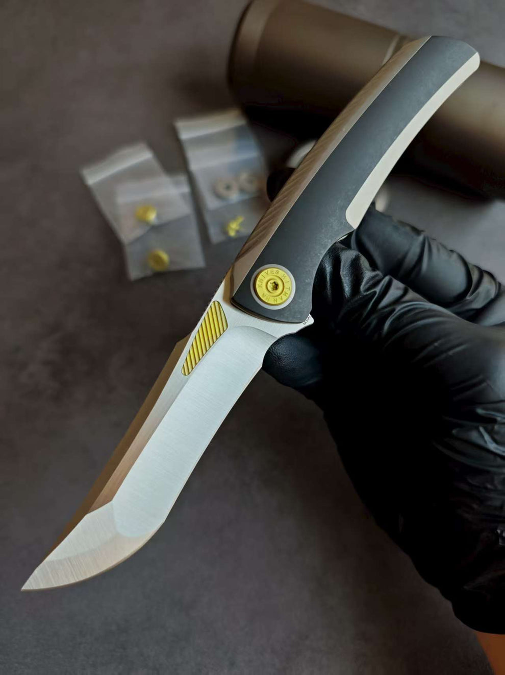 Hitman By H.R. Knives – Aurora Blade