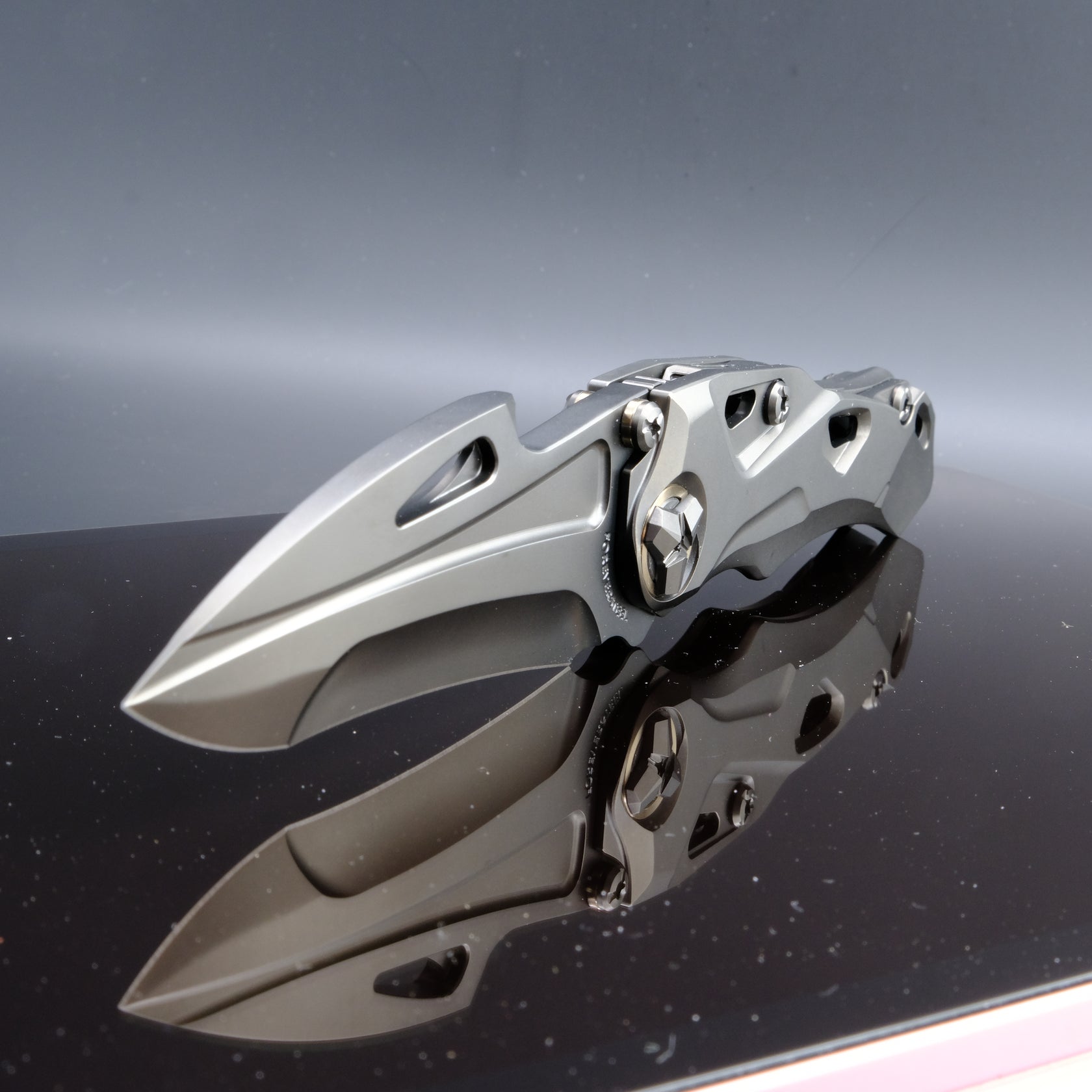 Athron by ForeverSteel – Aurora Blade