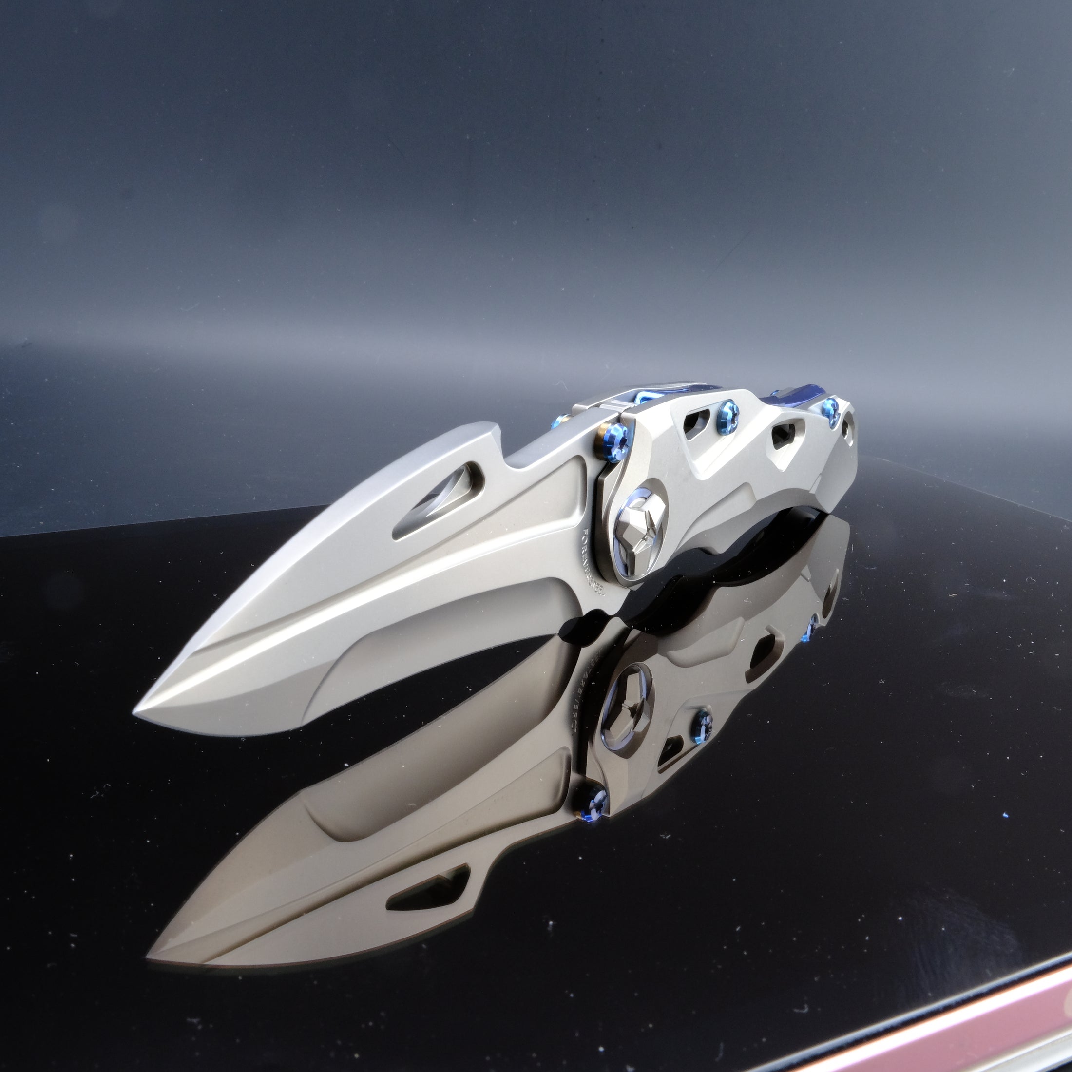 Athron by ForeverSteel – Aurora Blade