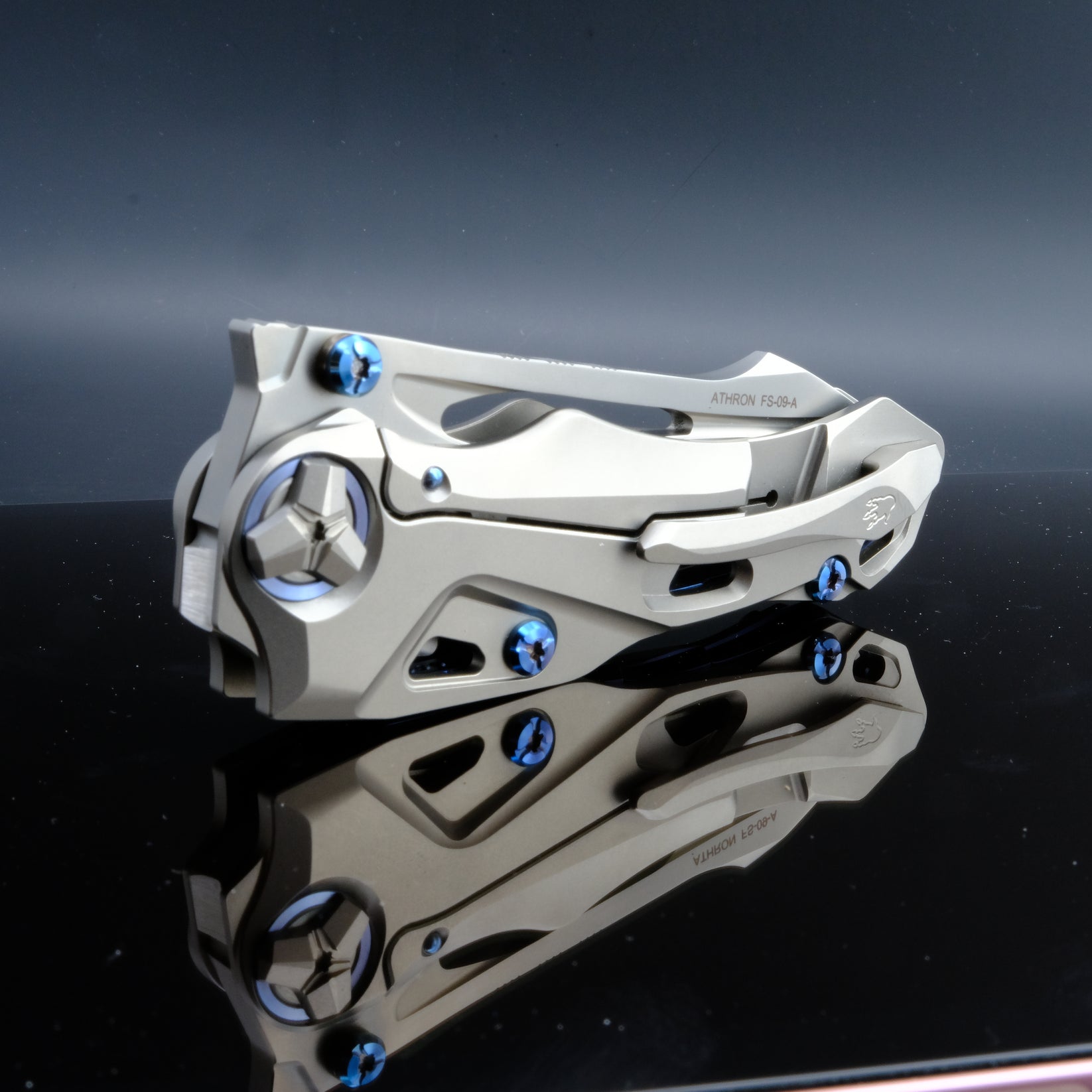 Athron by ForeverSteel – Aurora Blade