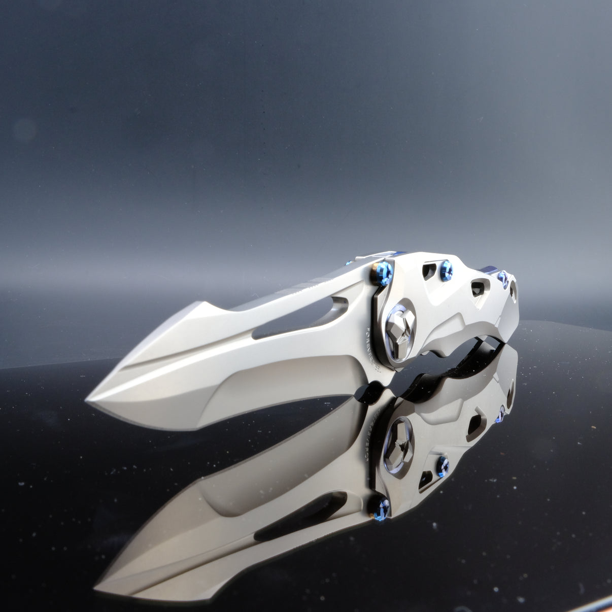 Athron by ForeverSteel – Aurora Blade