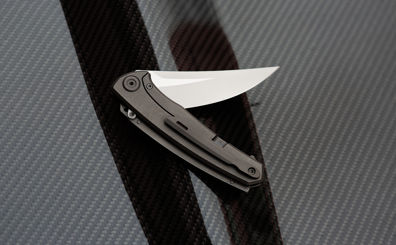 Z05 by ZYACKNIVES (SOLD OUT, Demonstration only) – Aurora Blade